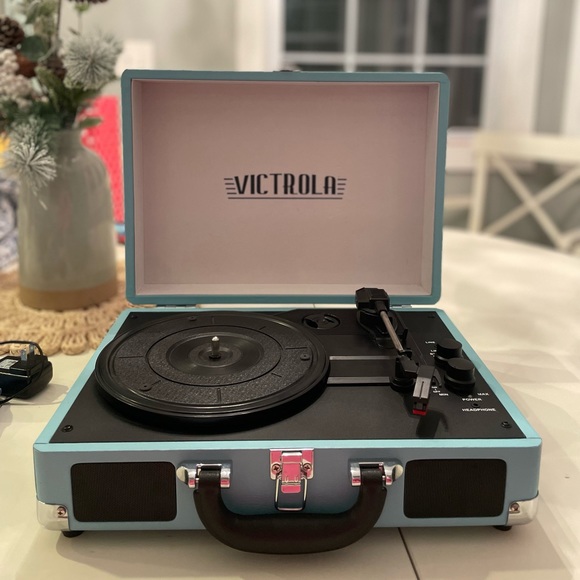 Victrola | Portable Audio & Video | Vintage 3speed Bluetooth Portable ...